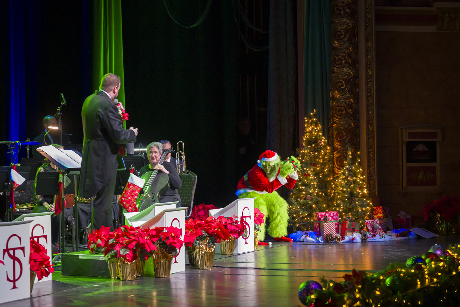 Official Website | Stadium Theatre | Holiday Pops (2025)